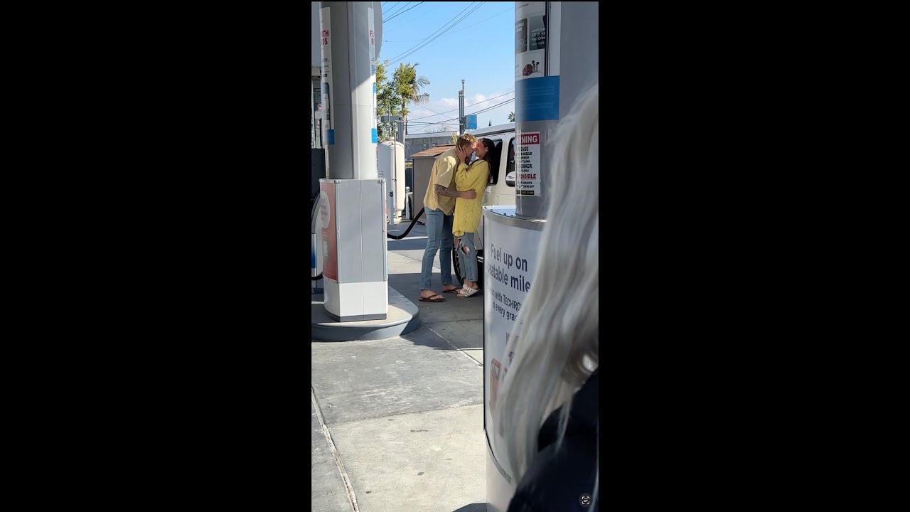 Car chase leads to shocking discovery! 😱 - YouTube