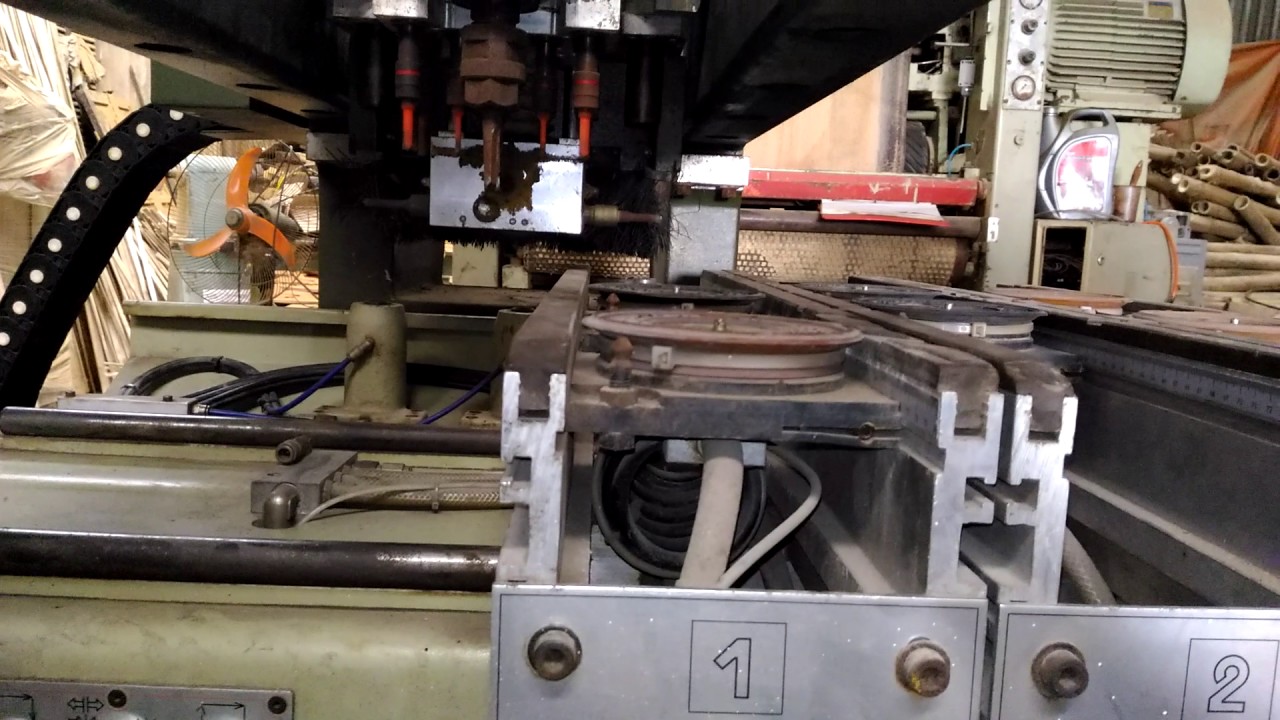 Edge boring scm tech 90 - YouTube