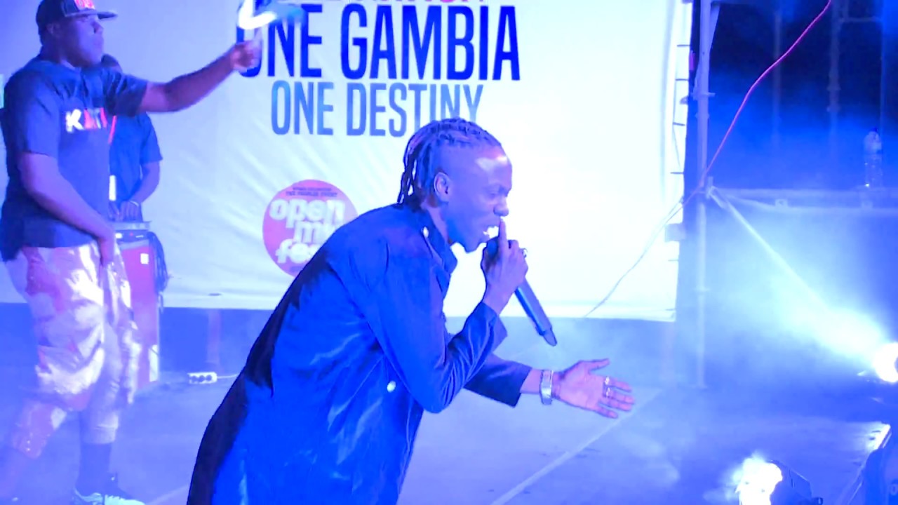 T smallz live at the open mic fest katato ent - YouTube