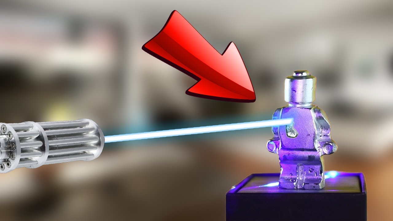Laserstrahl VS Gallium Lego Figur! - YouTube