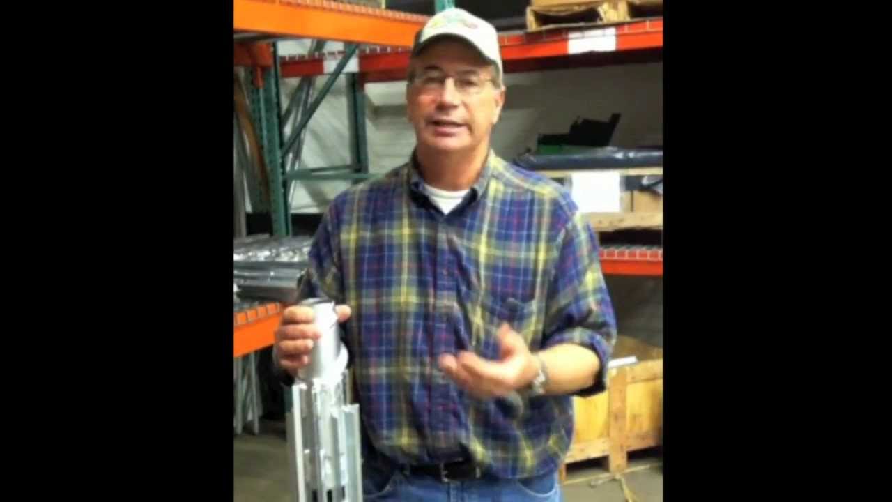 Calmer BT Chopper for 600 Series John Deere Head - YouTube
