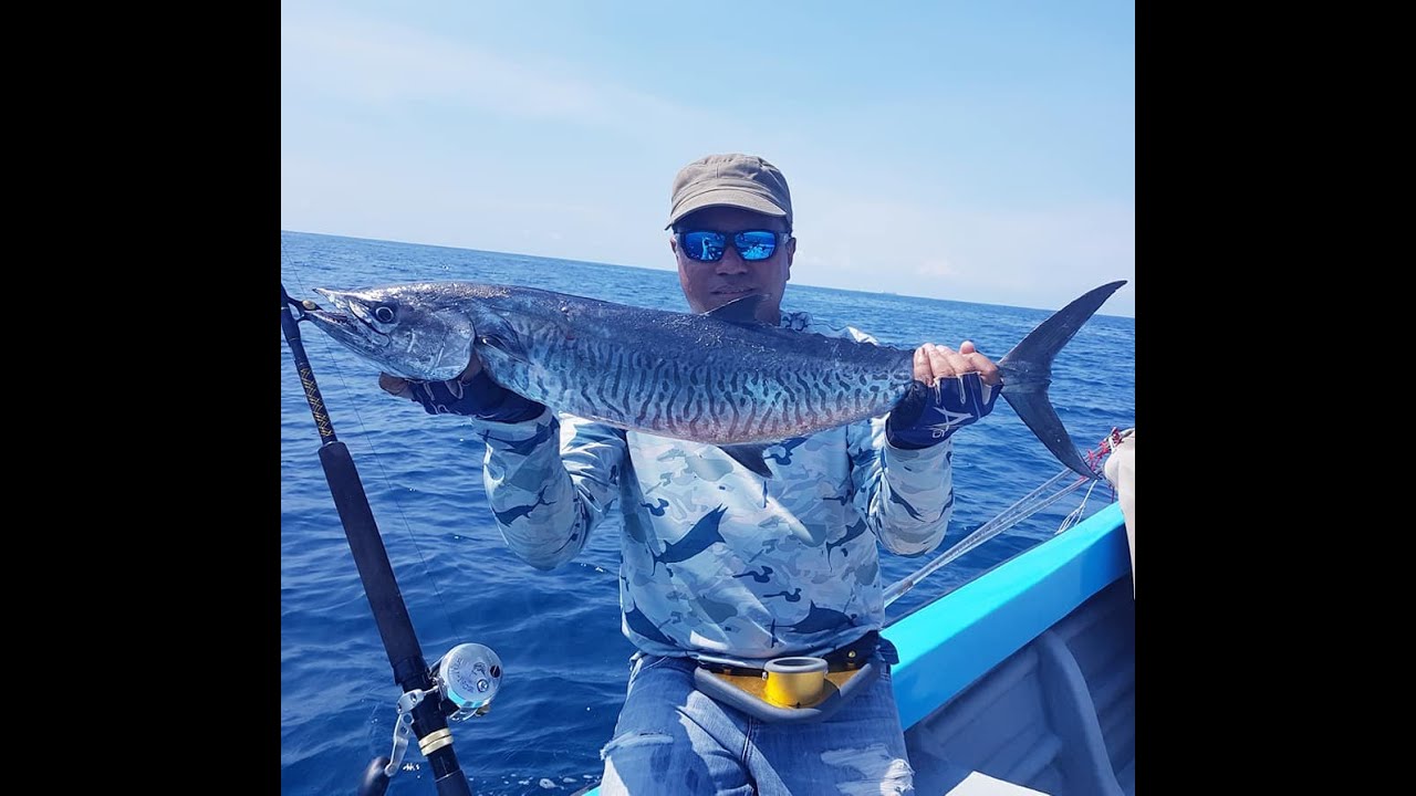 Fishing In Sri Lanka. Narrow Barred Spanish Mackerel. - YouTube