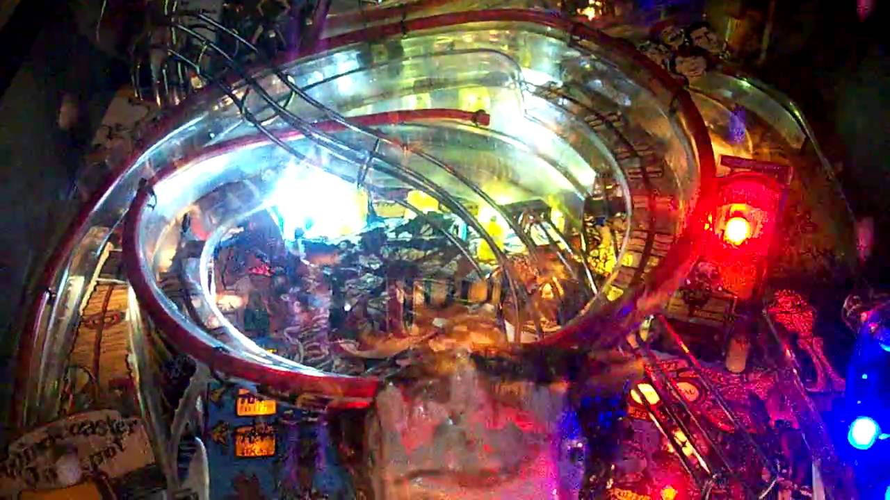 Hook Pinball Machine by Data East - YouTube