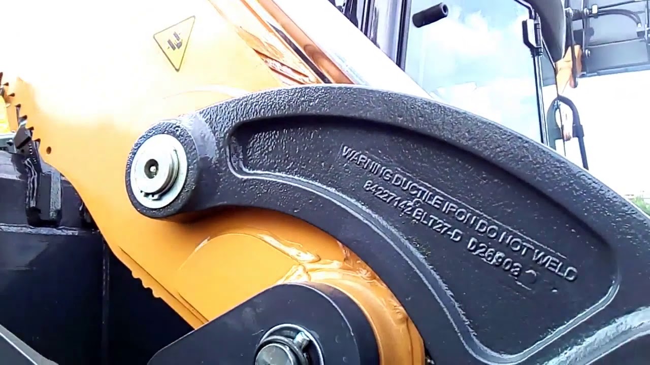 Экскаватор погрузчик CASE 580T - YouTube