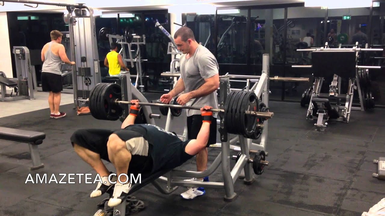 Huge 220kg 490lbs Bench Press!! With Natural Pre Workout Tea - YouTube