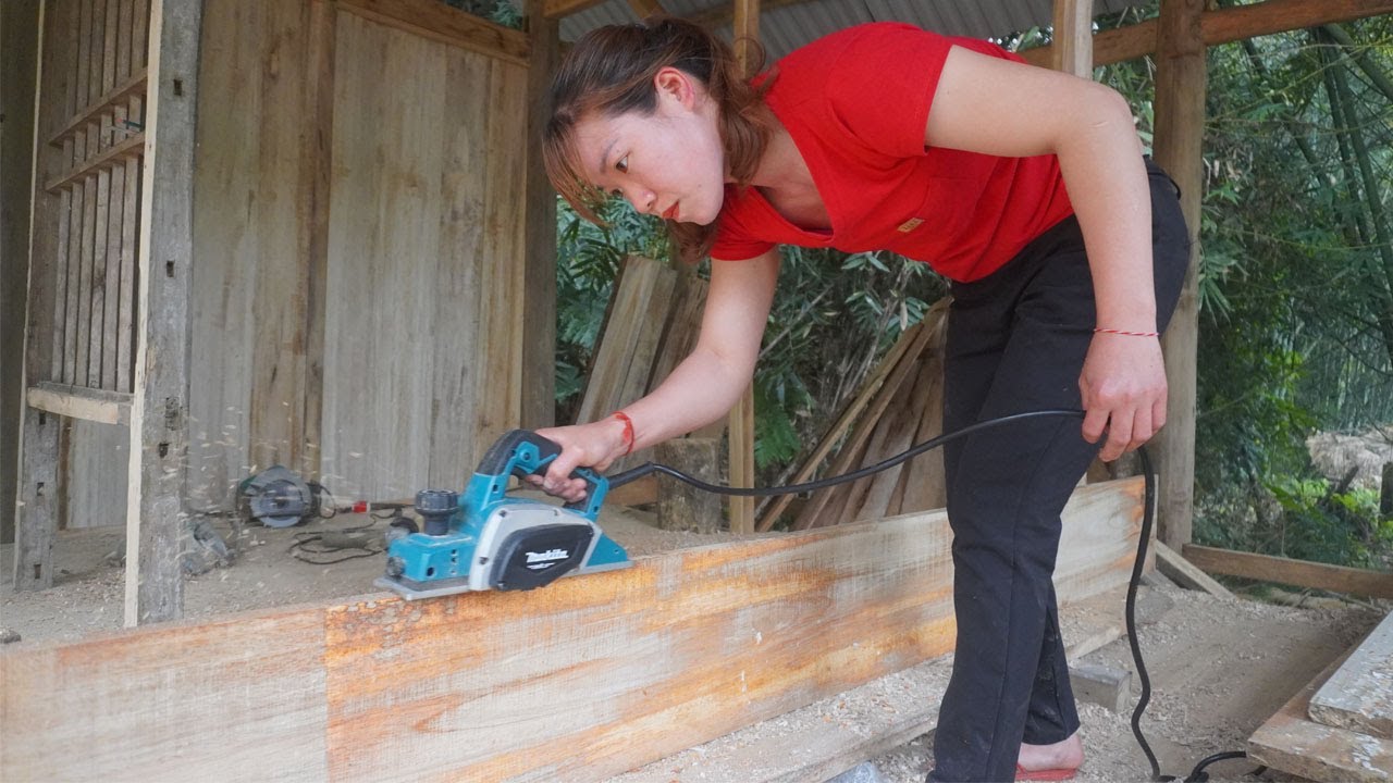 Walls Assembly Technique Wooden House - How to building wooden house ...