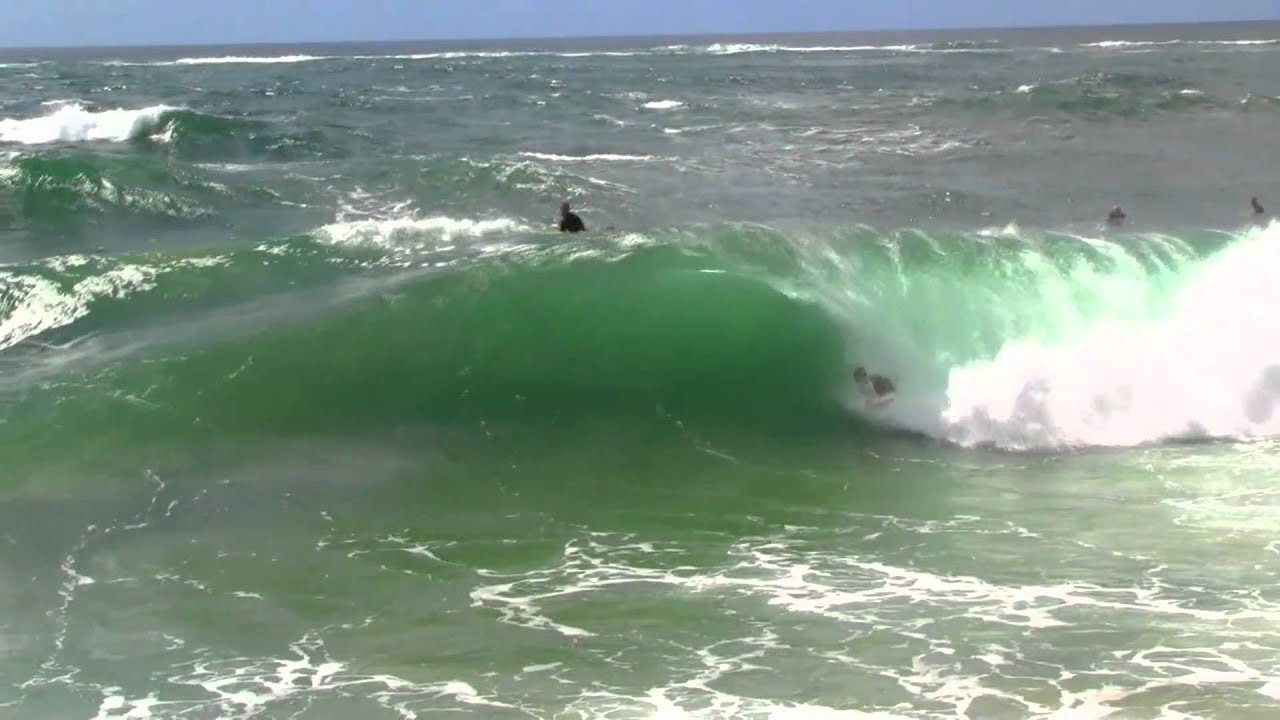 Port Macquarie Breakwall 2010 - YouTube