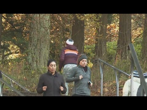 Mt. Tabor stair climbers take steps to fight hunger - YouTube