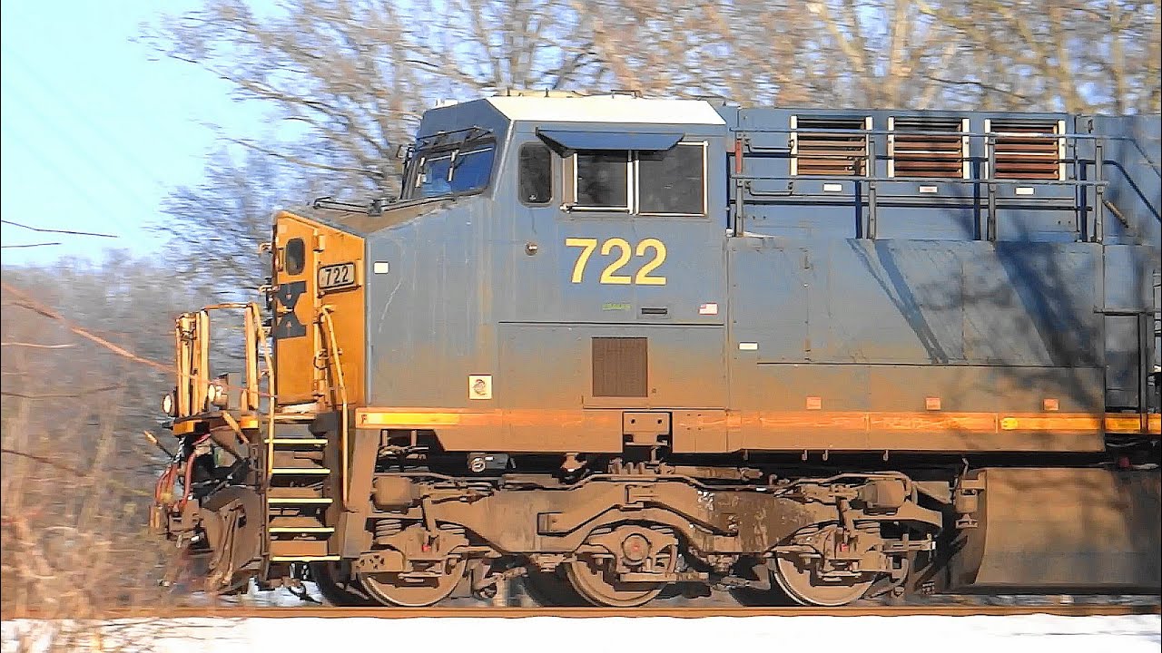 CSX Train Speeds Over New Design Road in Tuscarora - YouTube