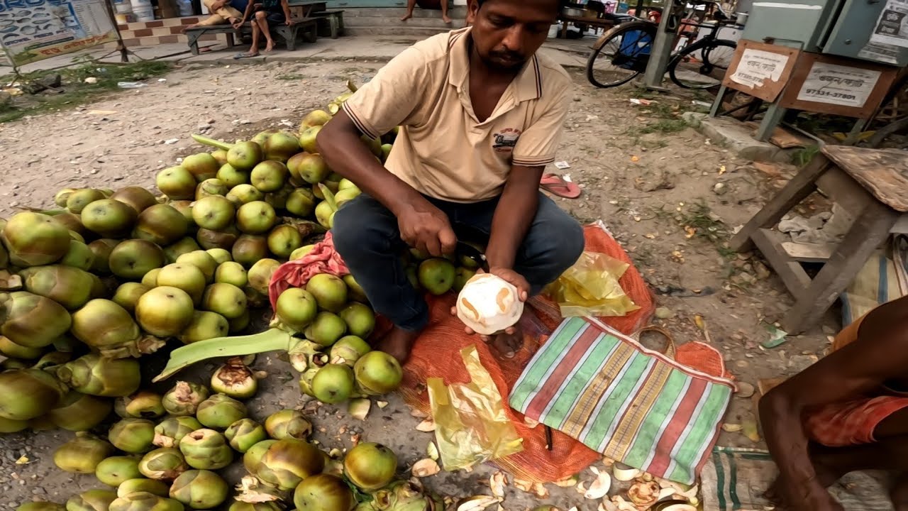 Ice Apple (Taler Shash) 🤤 Street Food In India - YouTube