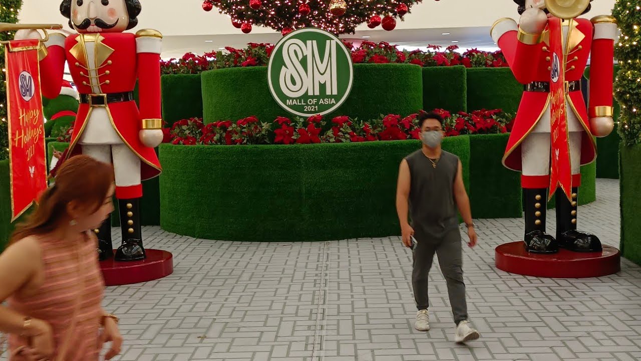 HORSE RIDING @ MOA - YouTube