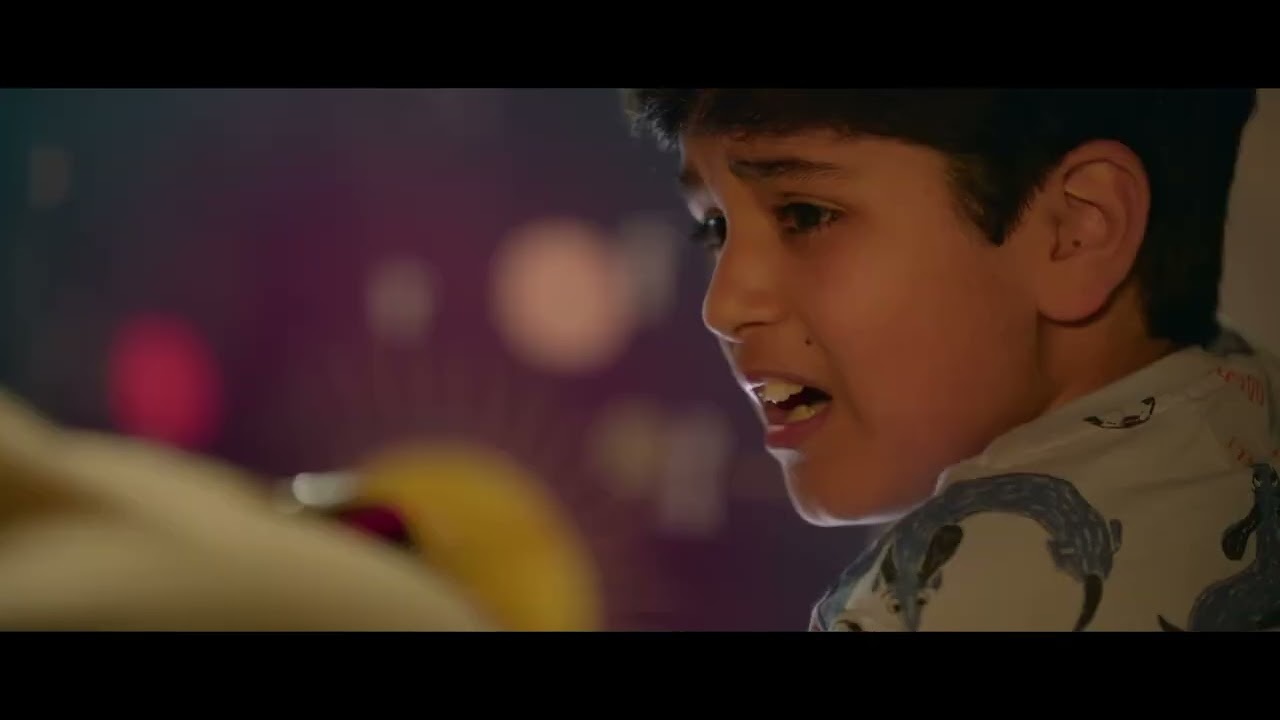 New Selfie Movie Official Trailer - YouTube