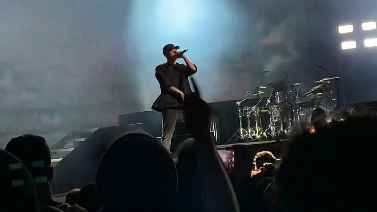 NF Amazing Entrance Into Concert!!! - YouTube