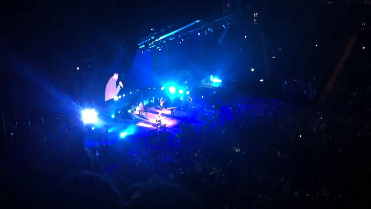 The script Live at the O2 - YouTube
