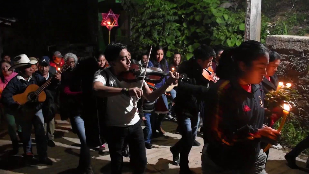 FIESTA DE LAS POSADAS EN MÉXICO - YouTube