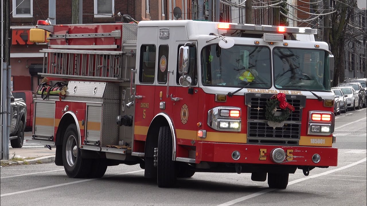 Philadelphia Fire Department Engine 5 Responding - YouTube