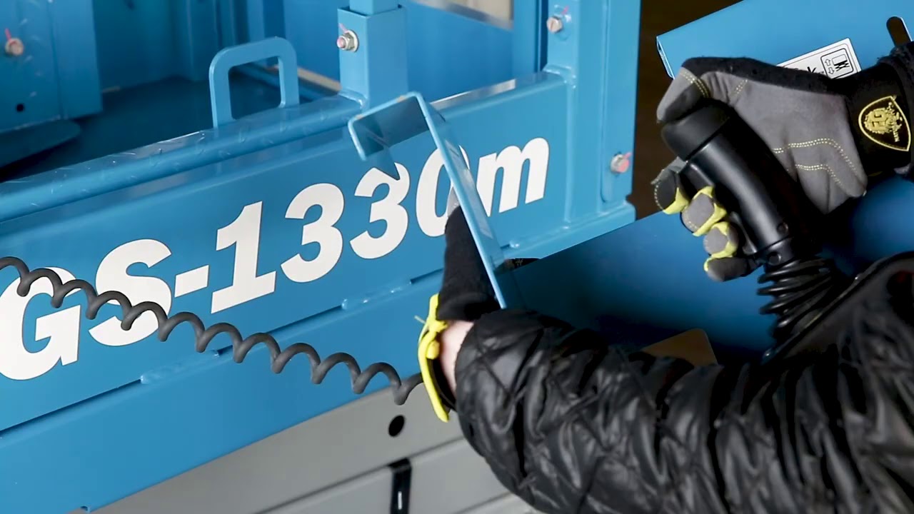 Product Introduction Genie® GS™ 1330m Scissor Lift ANSI - YouTube