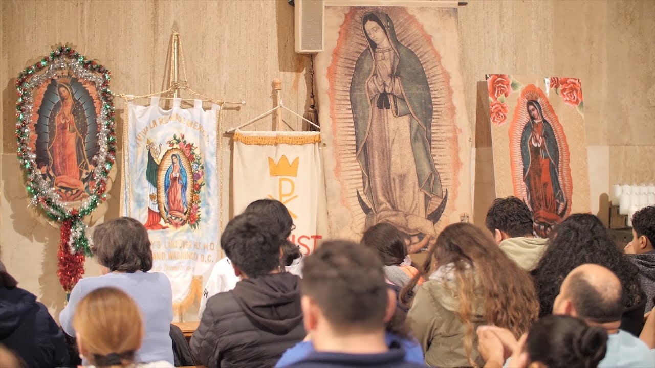 Walk with Mary | Camina con María | A Day of Devotion - YouTube