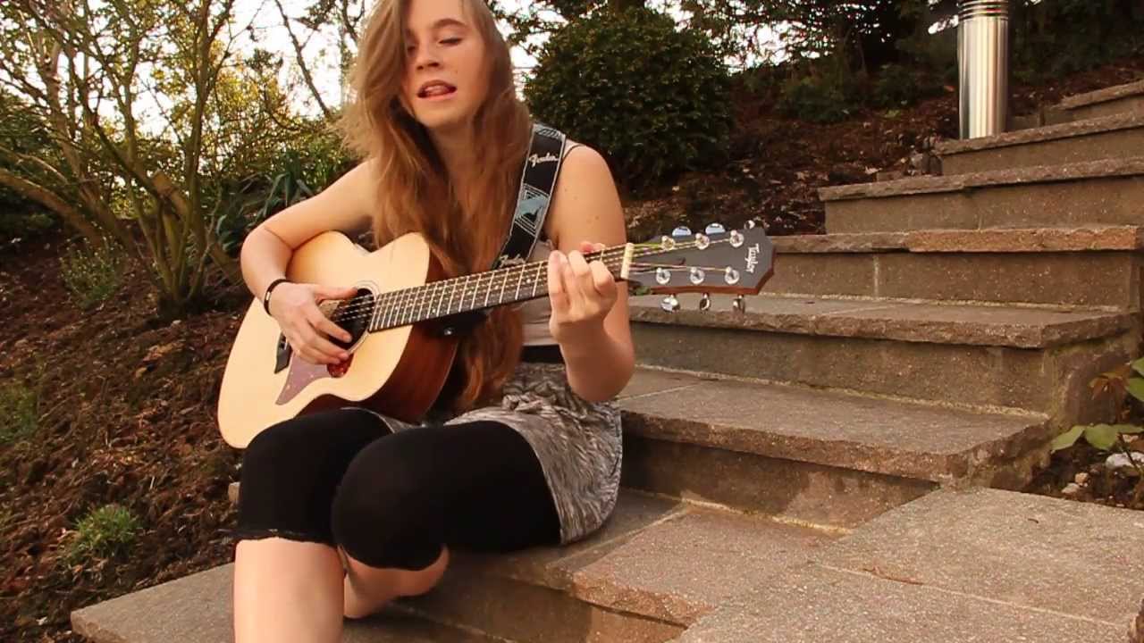 Kate Mareesa: Please don't say you love me (Gabrielle Aplin) - YouTube