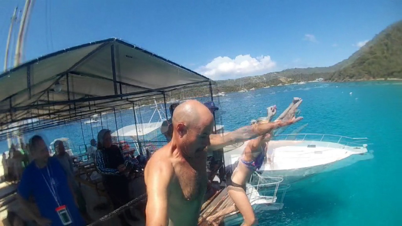 Some silly fun jumping off the Willy T - YouTube