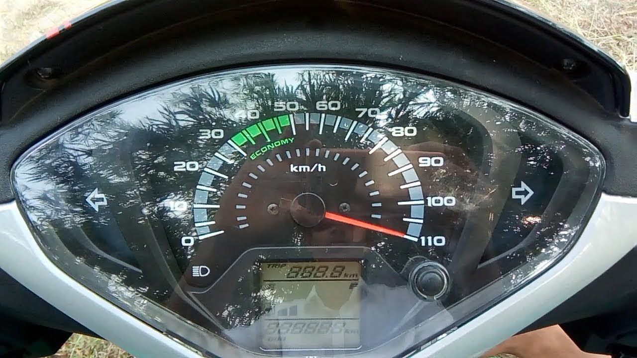 activa 125 || top speed || on main stand - YouTube