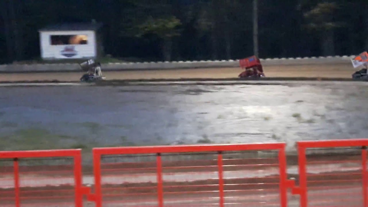 Opening night 2019 little Middleton Speedway qualifying win - YouTube