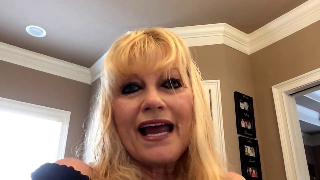 Real Her Review Unboxing - YouTube