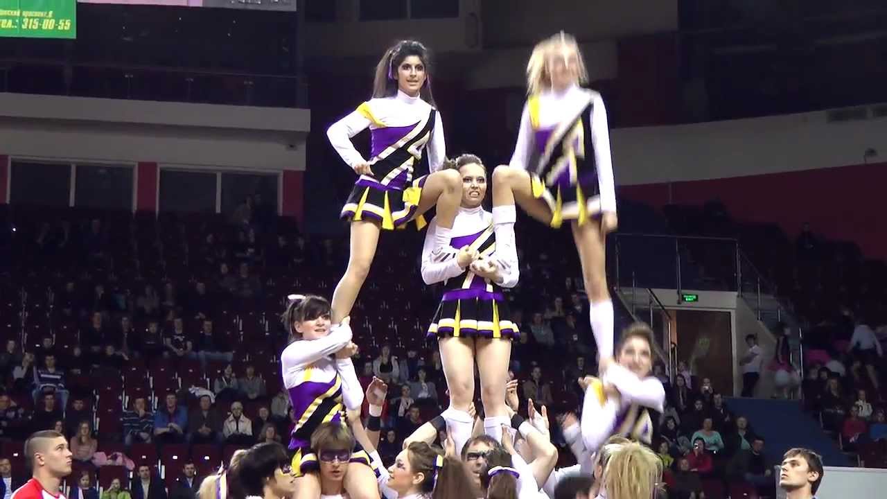 Action Cheerleading Team - YouTube