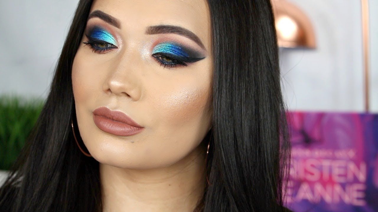 Urban Decay Makeup Artist | Saubhaya Makeup