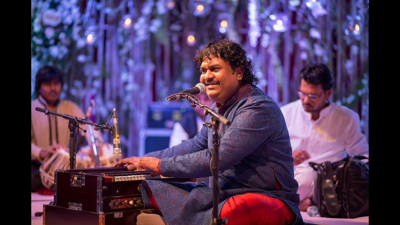 Mor Bane Thanghat - Osman Mir Live - Gujrati Songs Medley - YouTube