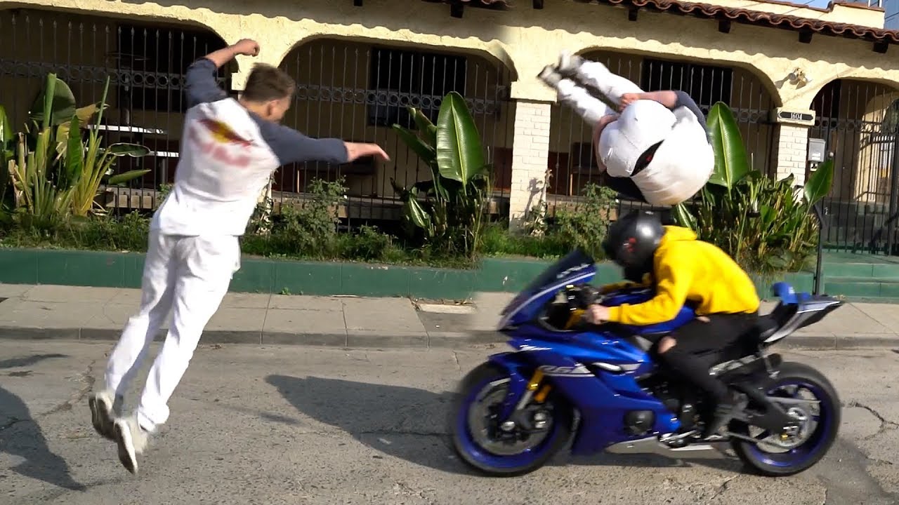 CRAZY STREET BIKE STUNTS *GONE WRONG* - YouTube