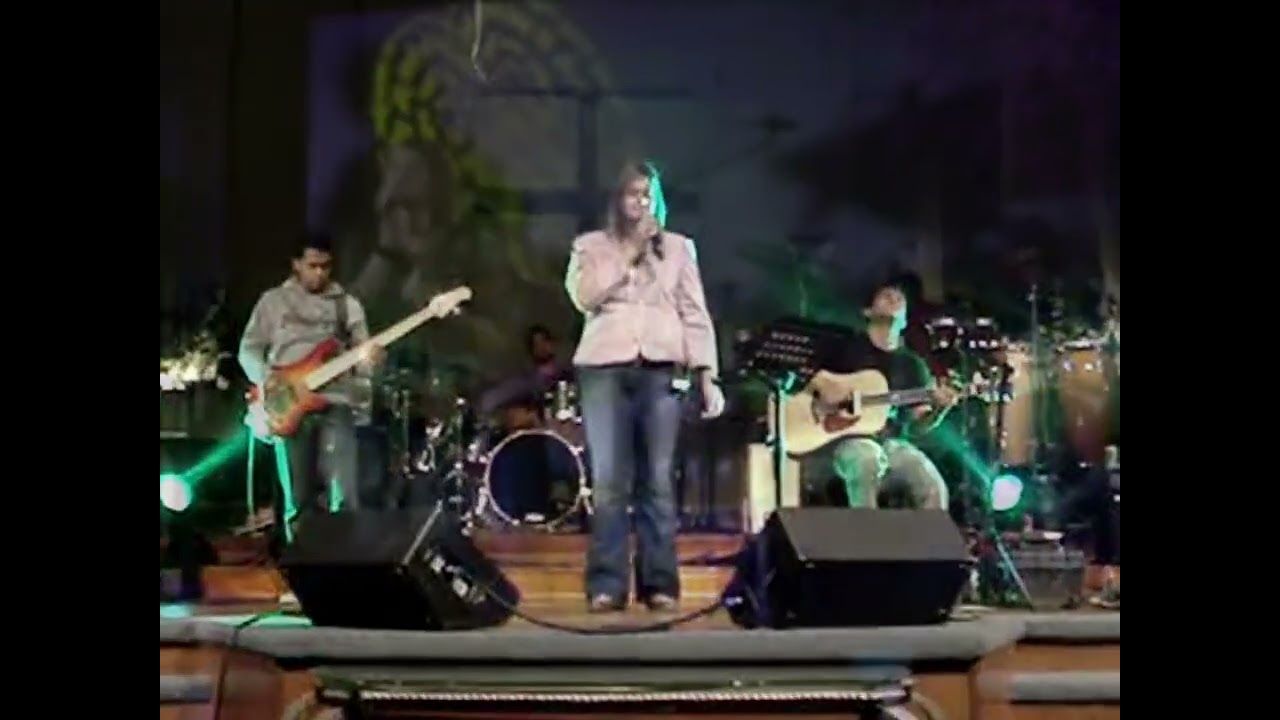 Marcela Gandara - Tu Palabra (Official Video) En vivo - YouTube