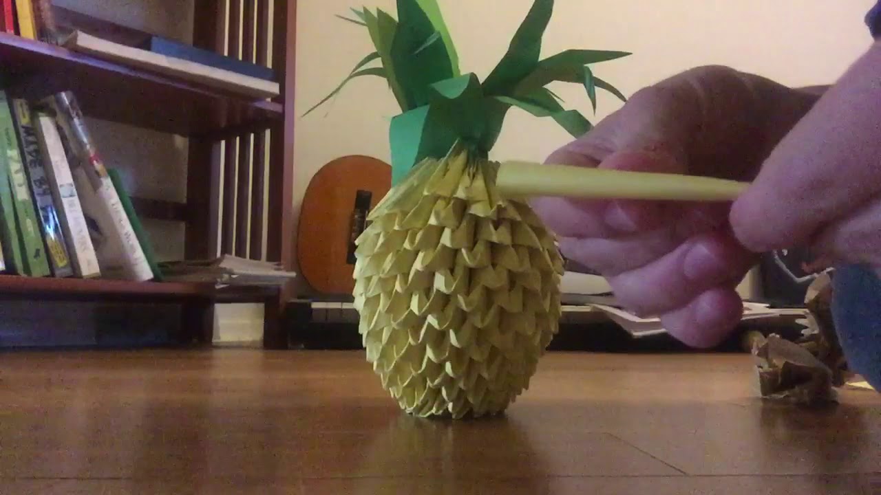 How to make an ORIGAMI PINEAPPLE!! - YouTube