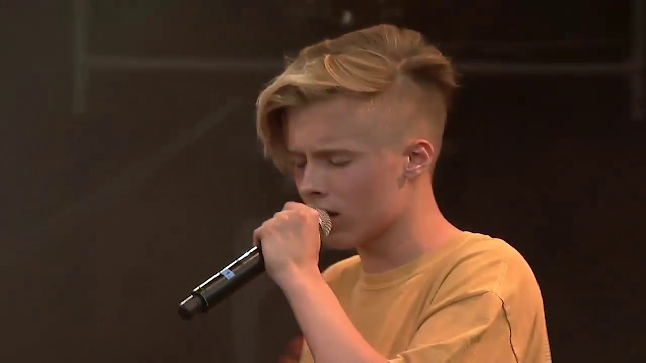 So cool war Iggi Kellys Auftritt am Linzer "Krone"-Fest - YouTube