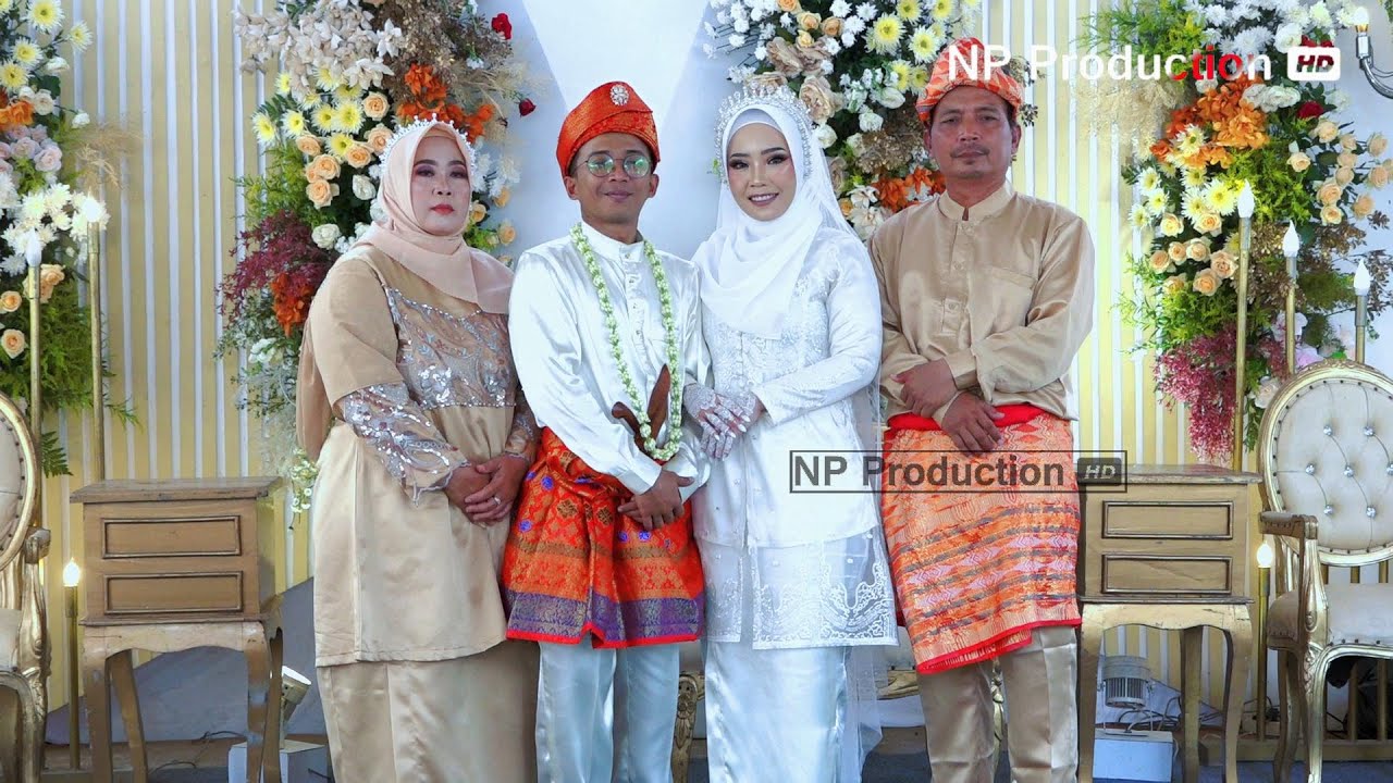 Pernikahan Fina & Muhammad Yuri Akbar | Foto Keluarga & Tamu | Sukajaya ...