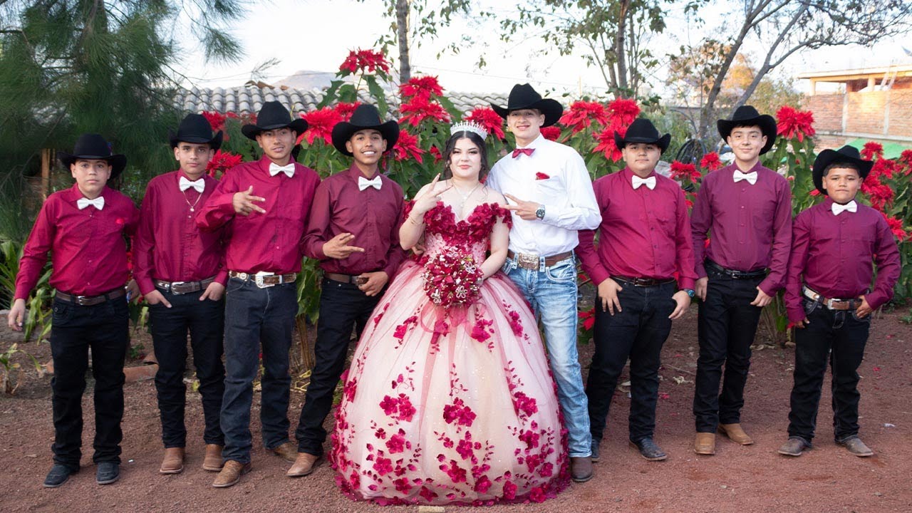 Baile Parte 1 De los Quinceaños de Eunice Estrada. Santa Clara, Mich ...