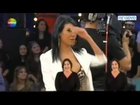 Bayülgen'den konuğa sansür