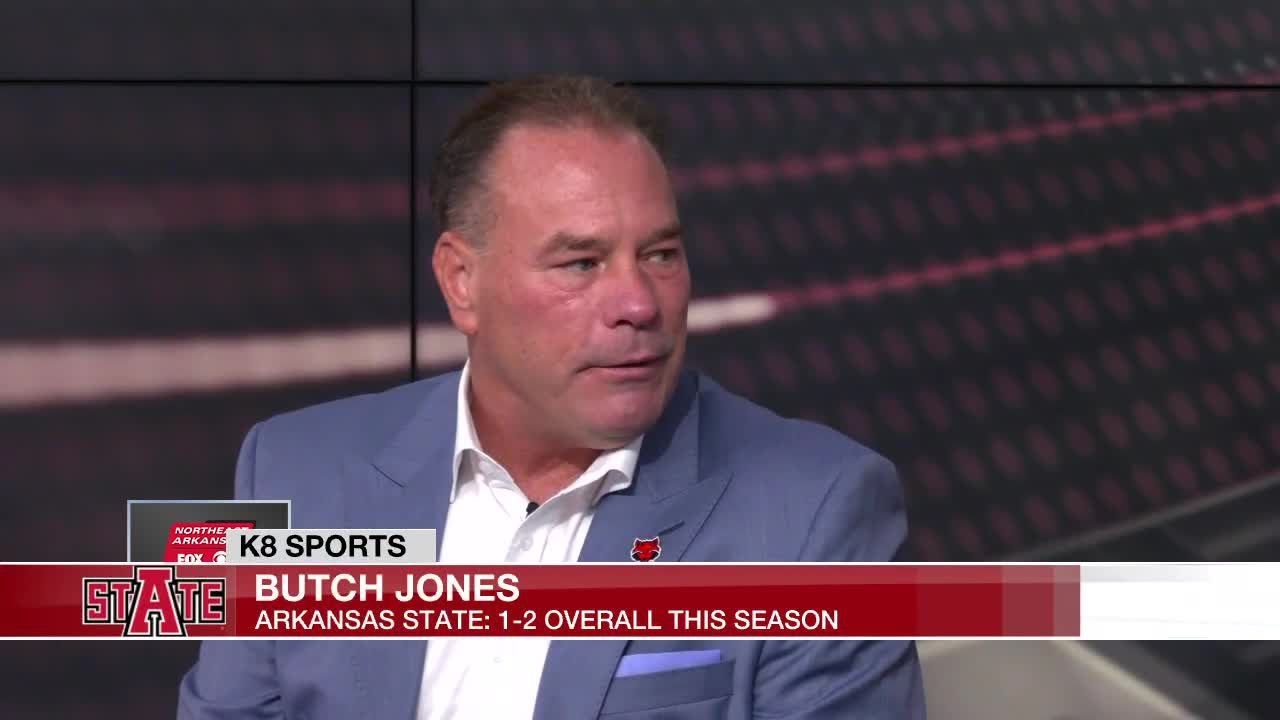 Butch Jones updates QB situation on Red Wolves Coaches Show - YouTube