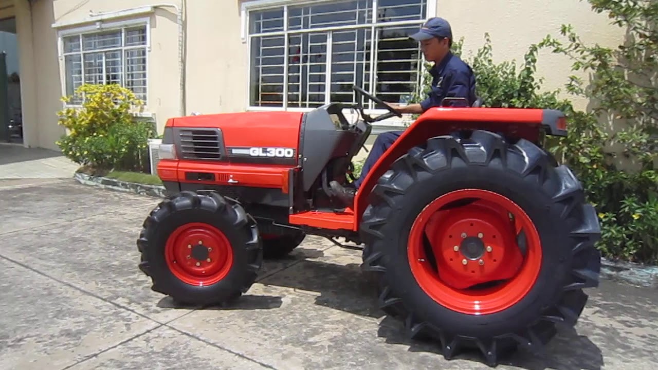 TRACTOR KUBOTA GL300 - YouTube