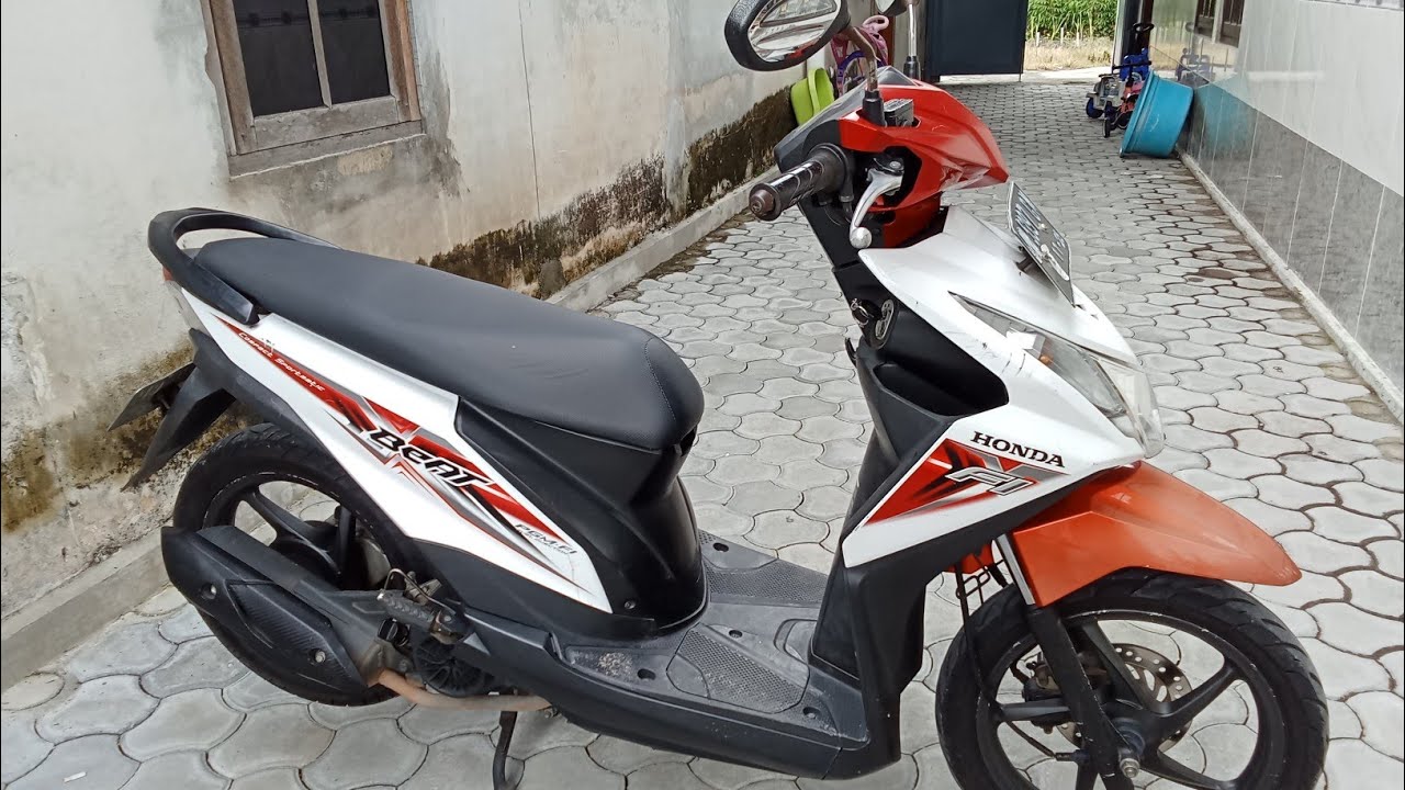 Review motor bekas Honda beat fi injeksi tahun 2015 - YouTube