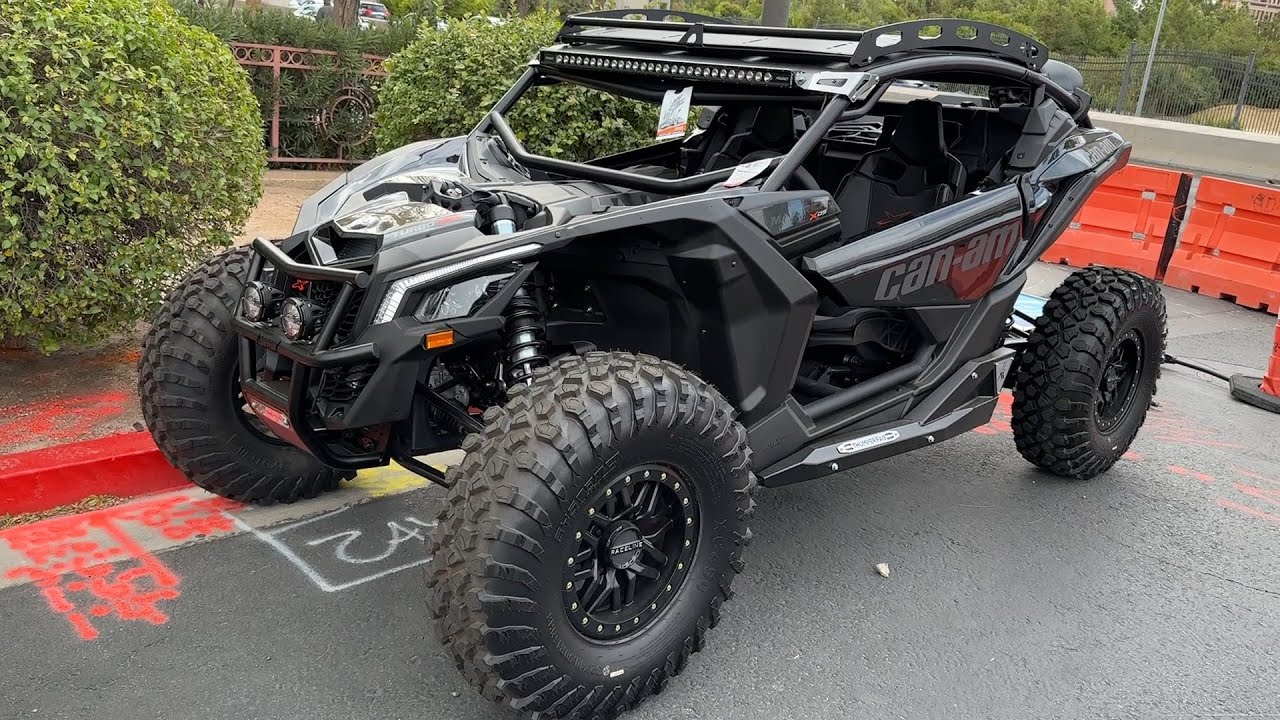 Fabulous Custom Build !!! 2022 Can Am Maverick X3 by Thumper Fab - YouTube