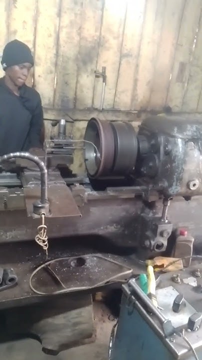 How to center a workpiece on a lathe#lathe#tutorial#hacks#skills# ...