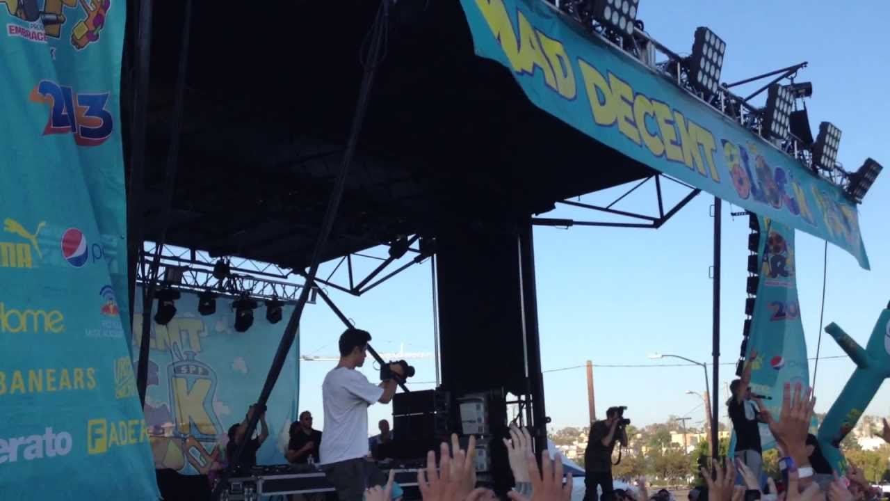 Jack U (Skrillex & Diplo) Intro @ Mad Decent Block Party San Diego 2013 ...