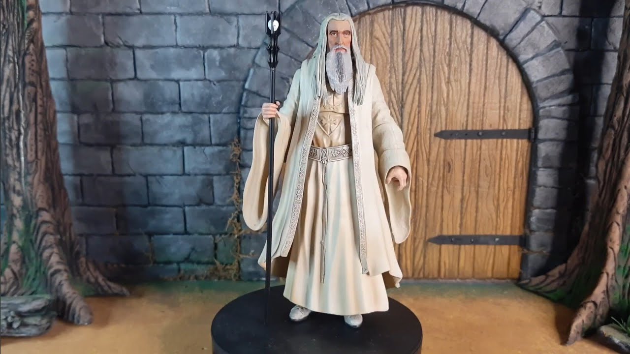 Saruman The Lord of The Rings Diamond Select Action Figure Review PT-BR ...