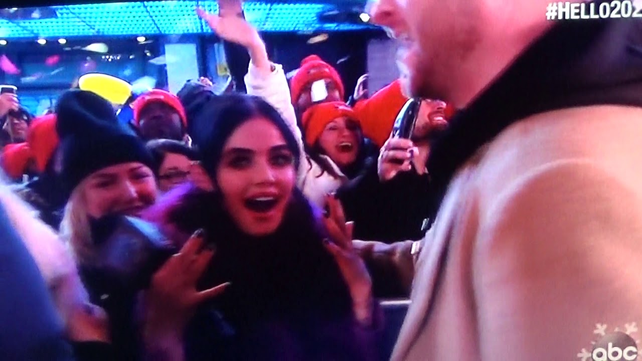 New Year's Ball Drop 2020 - YouTube
