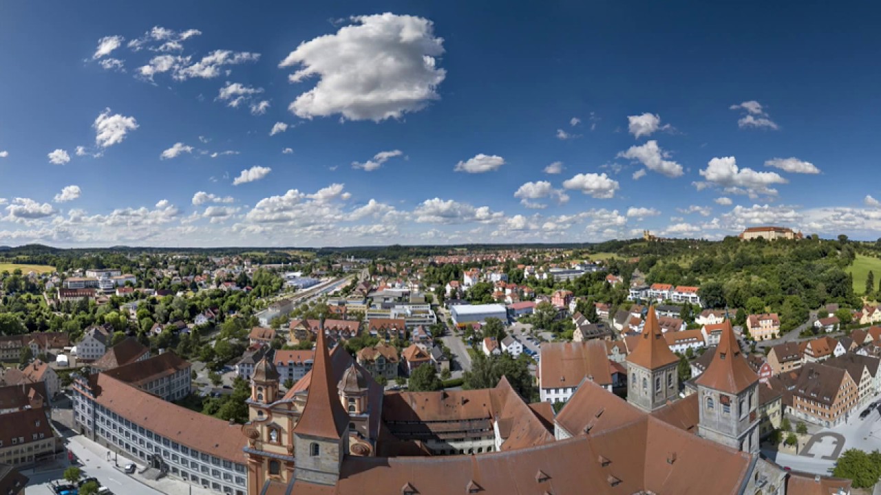 Ellwangen von oben in 360° 4K - YouTube
