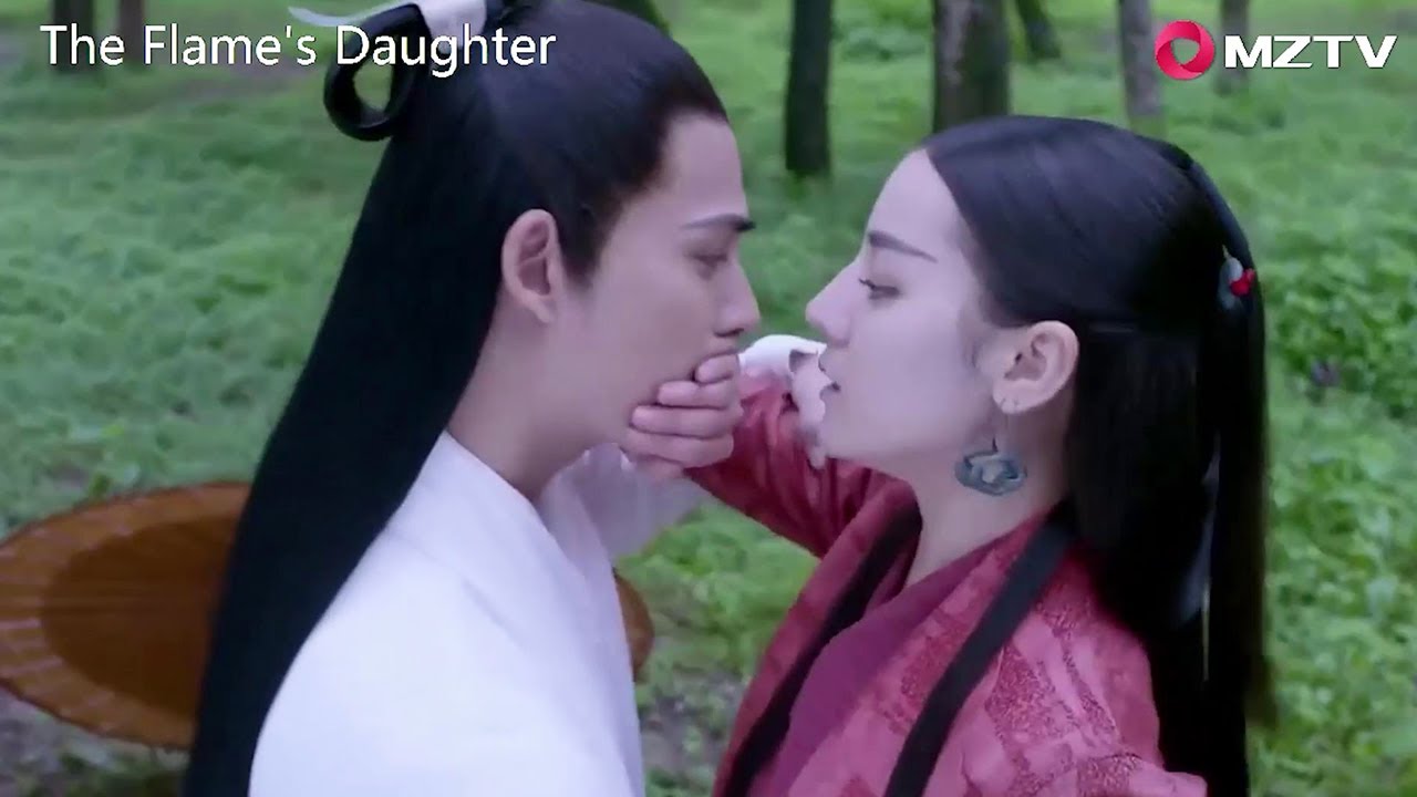 Yin Xue was so helpless, she couldn't persuade him at all! The Flame's ...