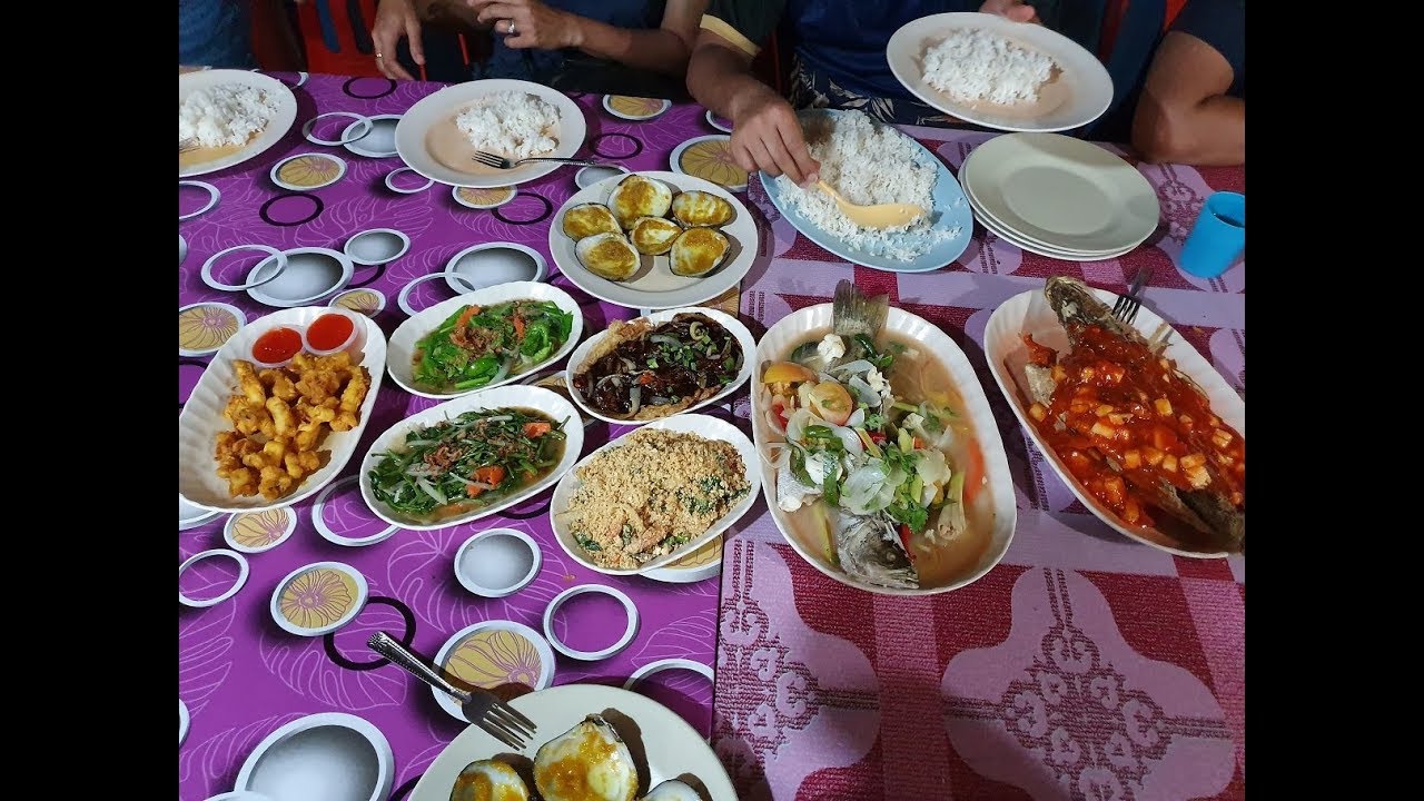 Bujang Firefly Floating Restaurant - YouTube