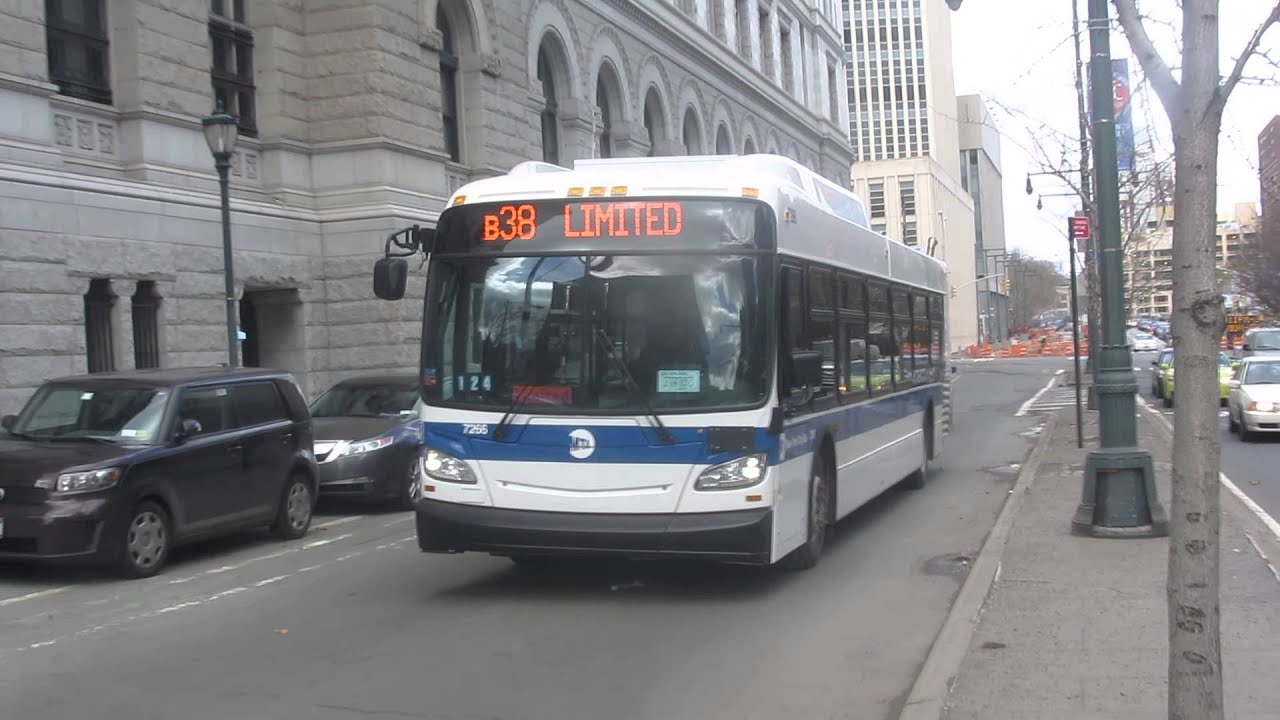2015 New Flyer XD40 #7266 on the B38 Limited at Adams Street and ...
