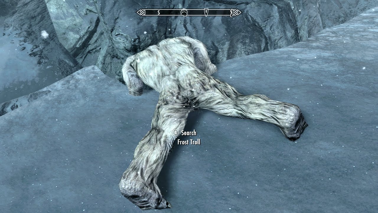 First Time Defeating the frost troll at High Hrothgar - Skyrim Special ...